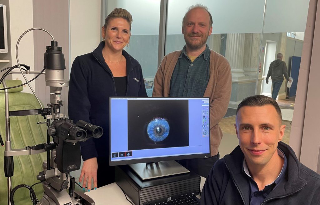 First Base receives £18,000 worth of optical equipment - BHT Sussex